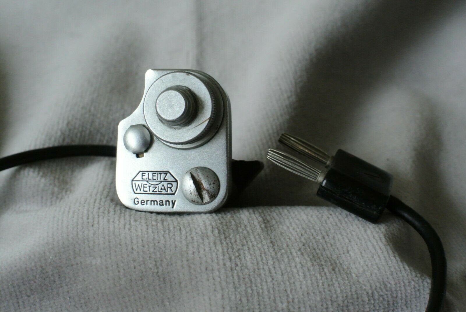 COONT – Collecting Leica cameras